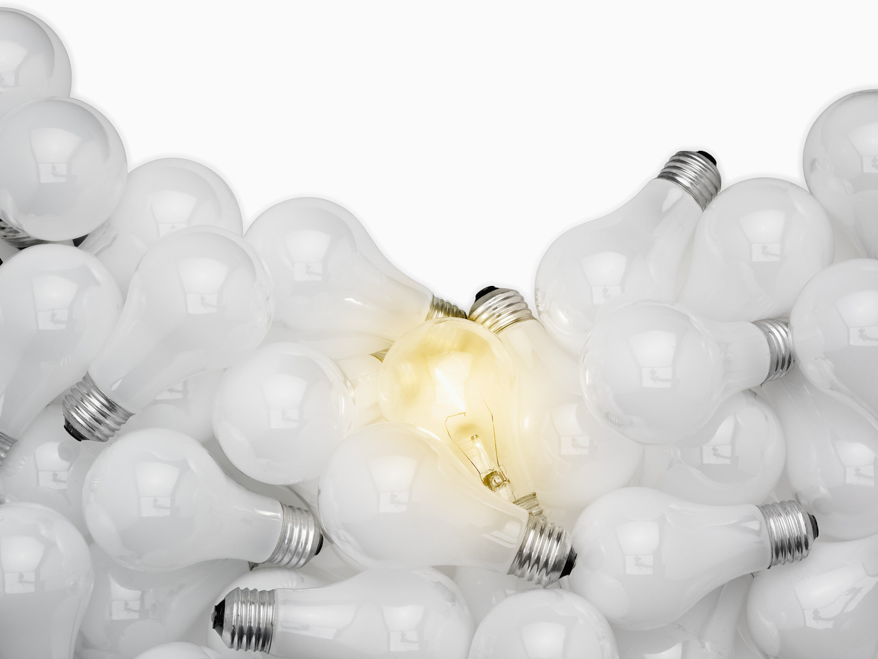 Pile of Lightbulbs – Teaching for Learning @ McGill University